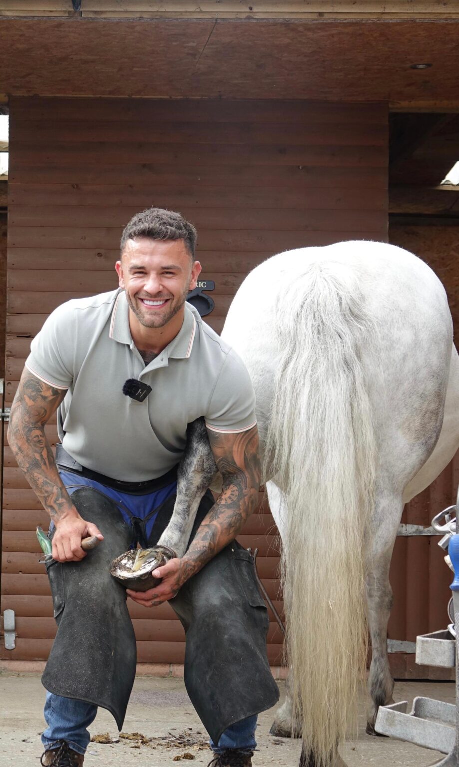 *PHOTOS* Farrier-influencer Sam Wolfenden joins Redwings as a charity Ambassador | Pet Health Direct